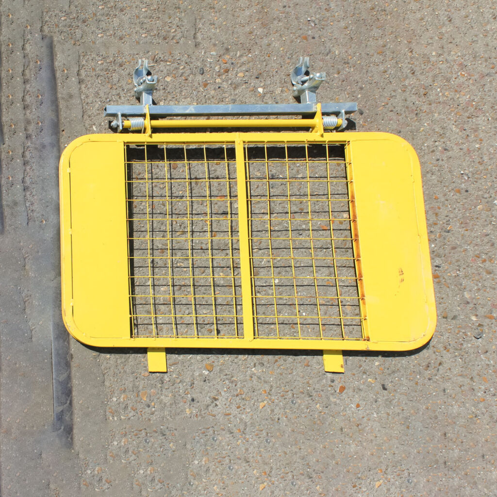 NEW LADDER ACCESS GATES - Tilbury Scaffolding Sales